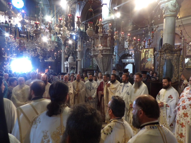 ΔΙΗΜΕΡΟ ΠΑΓΚΟΡΙΝΘΙΑΚΟ ΠΡΟΣΚΥΝΗΜΑ ΣΤΗΝ ΜΕΓΑΛΟΧΑΡΗ ΤΗΣ ΤΗΝΟΥ (ΦΩΤΟ ...