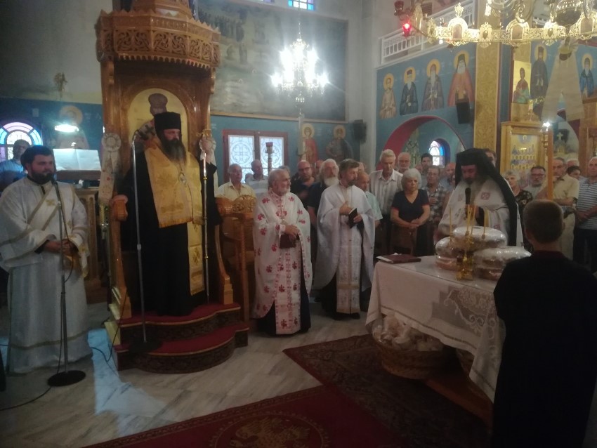 Η ΜΝΗΜΗ ΤΟΥ ΑΓΙΟΥ ΜΕΓΑΛΟΜΑΡΤΥΡΟΣ ΠΑΝΤΕΛΕΗΜΟΝΟΣ ΣΤΗΝ ΙΕΡΑ ΜΗΤΡΟΠΟΛΗ ...