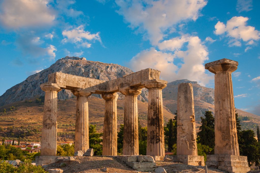 Αρχαία Κόρινθος: Εντυπωσιακό 3D βίντεο με τον Ιππόδρομο, το θέατρο και ...