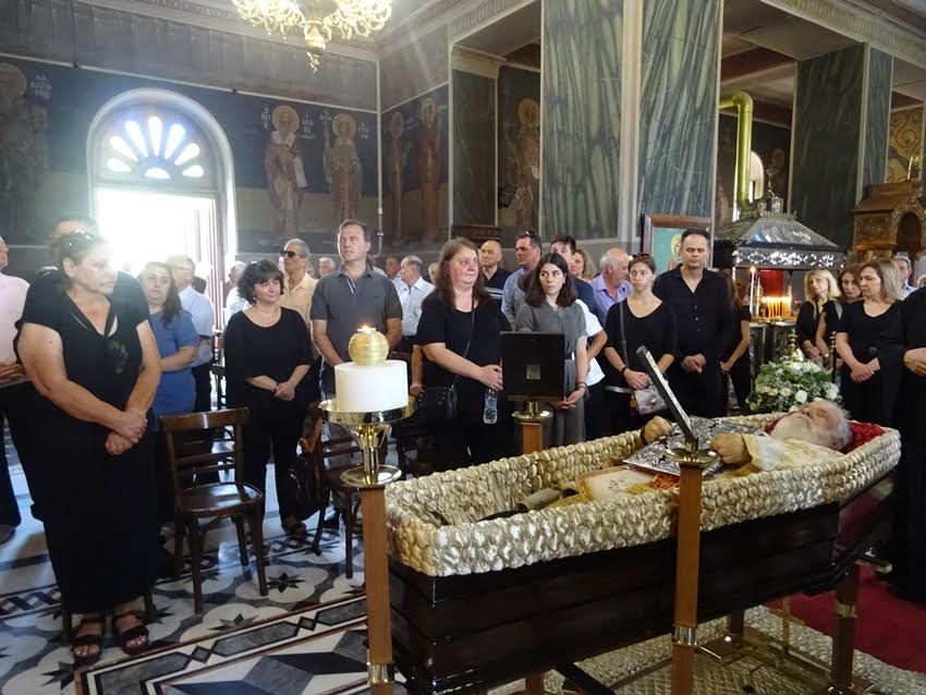 ΔΙΣΑΡΧΙΕΡΑΤΙΚΗ Θ. ΛΕΙΤΟΥΡΓΙΑ ΣΤΟΝ Ι. ΝΑΟ ΑΓΙΟΥ ΒΛΑΣΙΟΥ ΞΥΛΟΚΑΣΤΡΟΥ ΚΑΙ ...