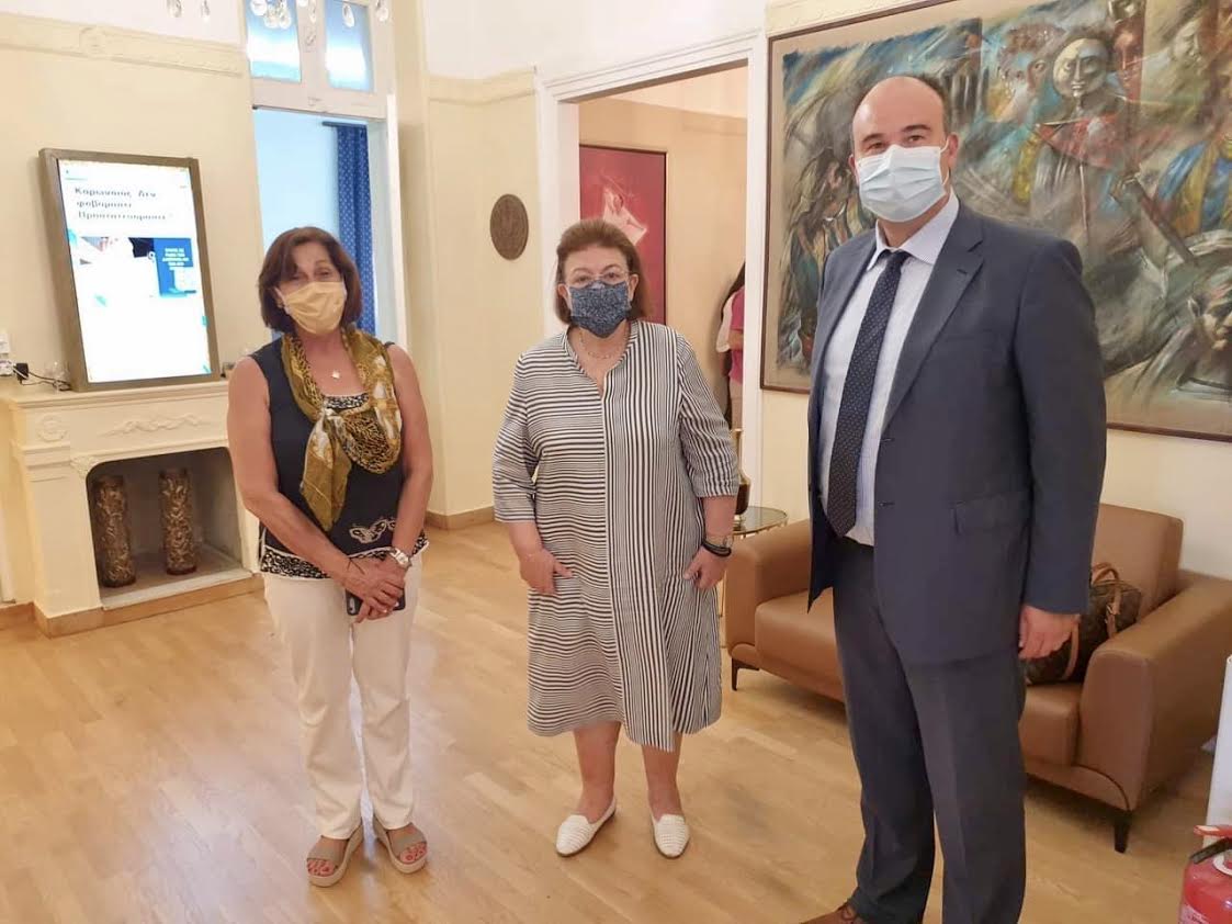 Συνάντηση με την υπουργό Πολιτισμού Λίνα Μενδώνη είχε η ...