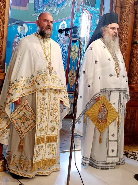 Θ. ΛΕΙΤΟΥΡΓΙΑ ΣΤΟΝ Ι. ΝΑΟ ΚΟΙΜΗΣΕΩΣ ΘΕΟΤΟΚΟΥ ΣΥΝΟΙΚΙΣΜΟΥ ΚΟΡΙΝΘΟΥ ...