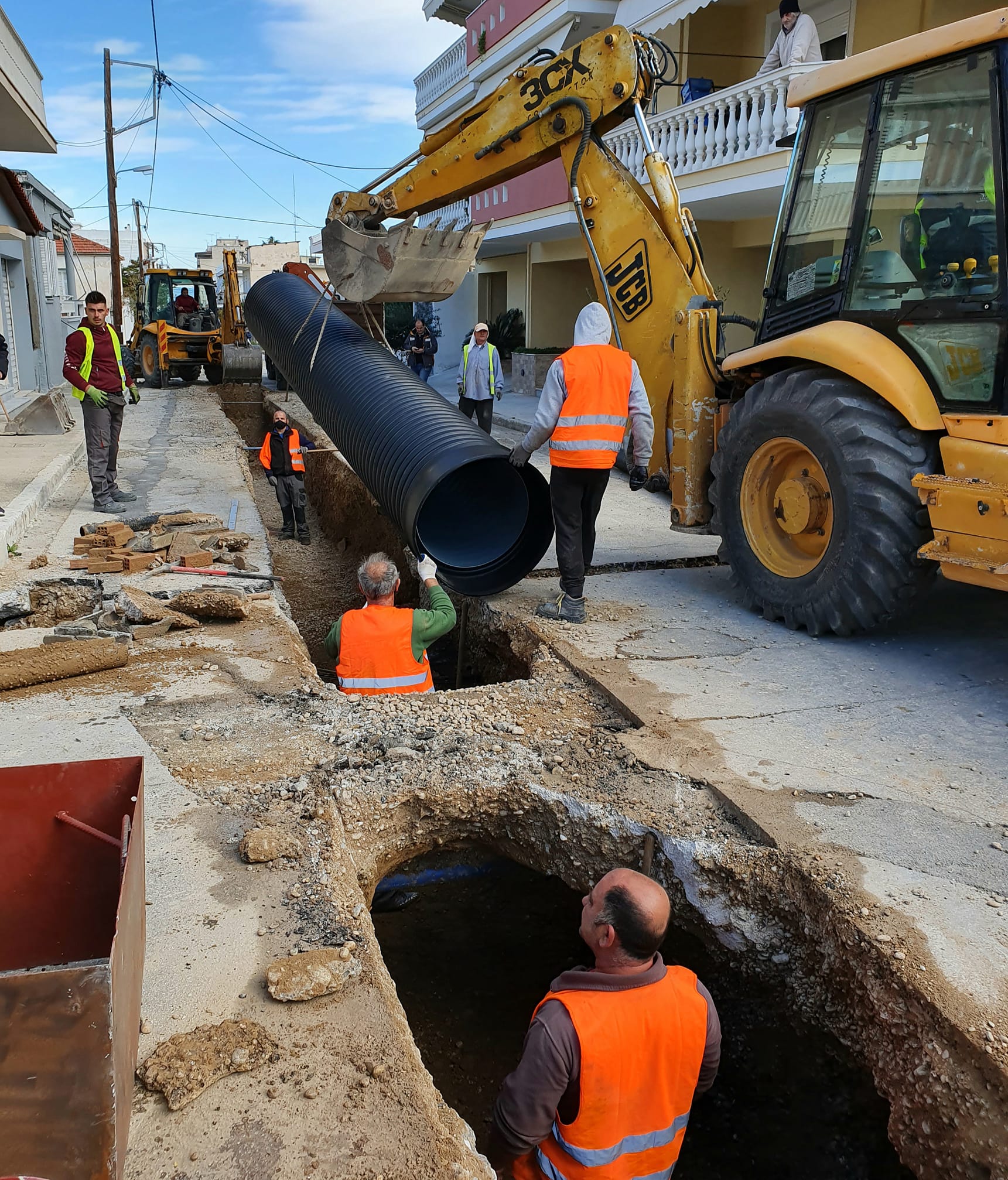 Ξεκίνησαν τα έργα κατασκευής διευθέτησης των ομβρίων υδάτων στο Κιάτο ...