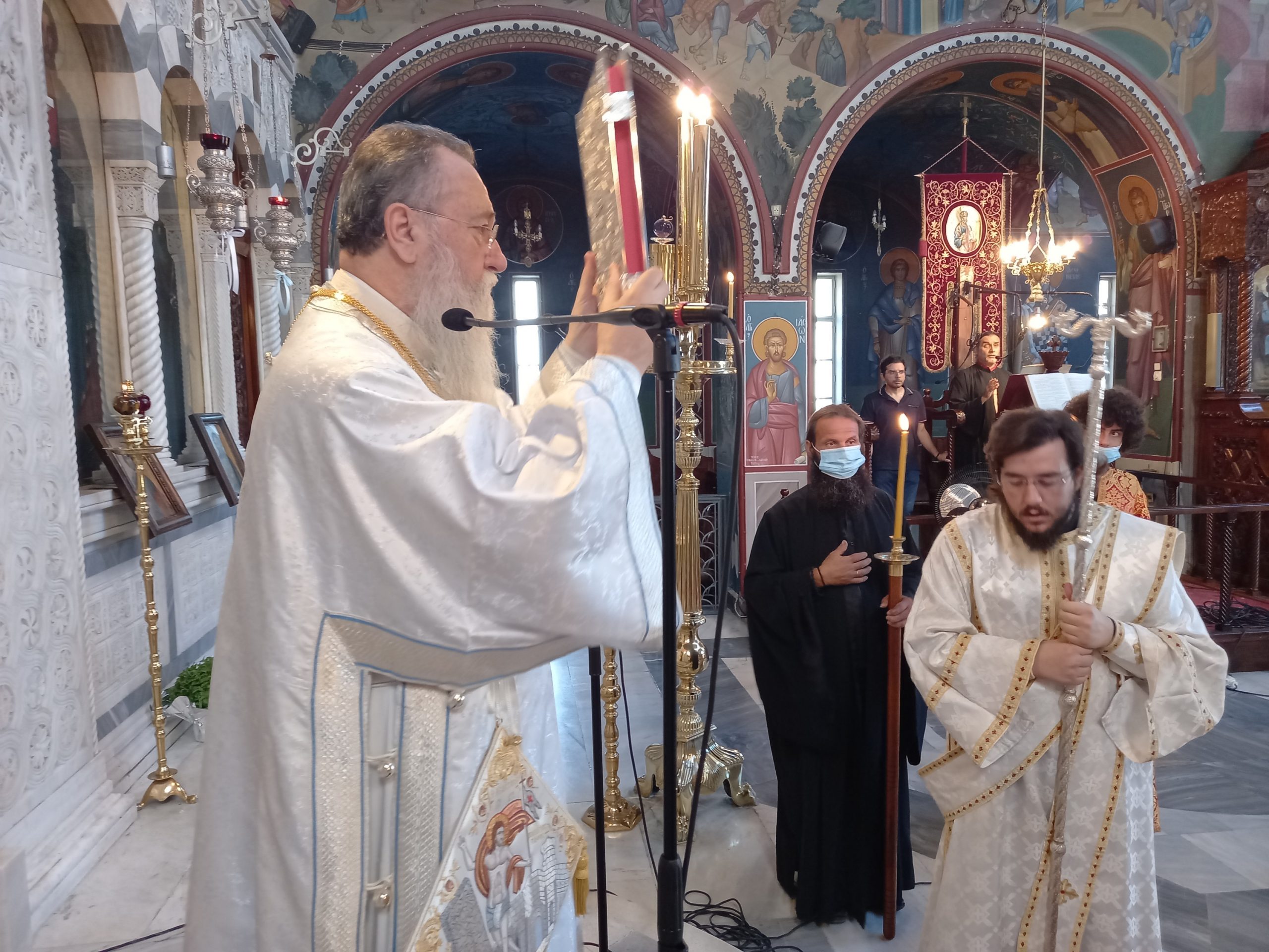 ΑΡΧΙΕΡΑΤΙΚΗ Θ. ΛΕΙΤΟΥΡΓΙΑ ΑΠΟ ΤΟΝ ΣΕΒ. ΜΗΤΡΟΠΟΛΙΤΗ κ. ΔΙΟΝΥΣΙΟ ΣΤΟΝ ...