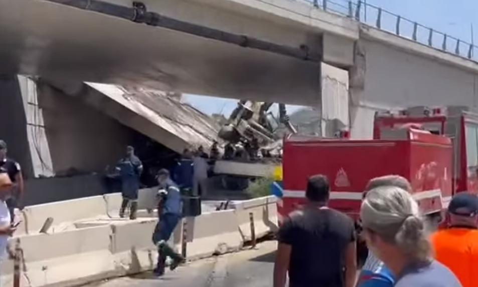 Πάτρα: Πληροφορίες για 3 τραυματίες και εγκλωβισμένοι μετά από την ...