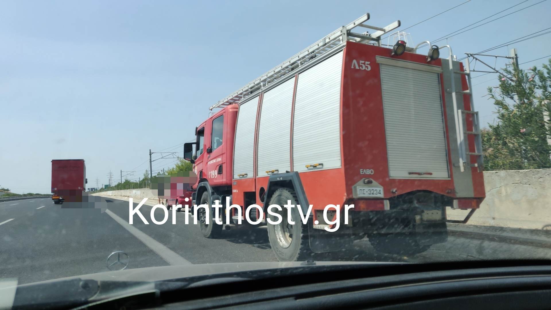 Φωτιά σε εν κινήσει Ι.Χ όχημα στην Ε.Ο Αθηνών - Κορίνθου, στο ύψος του ...