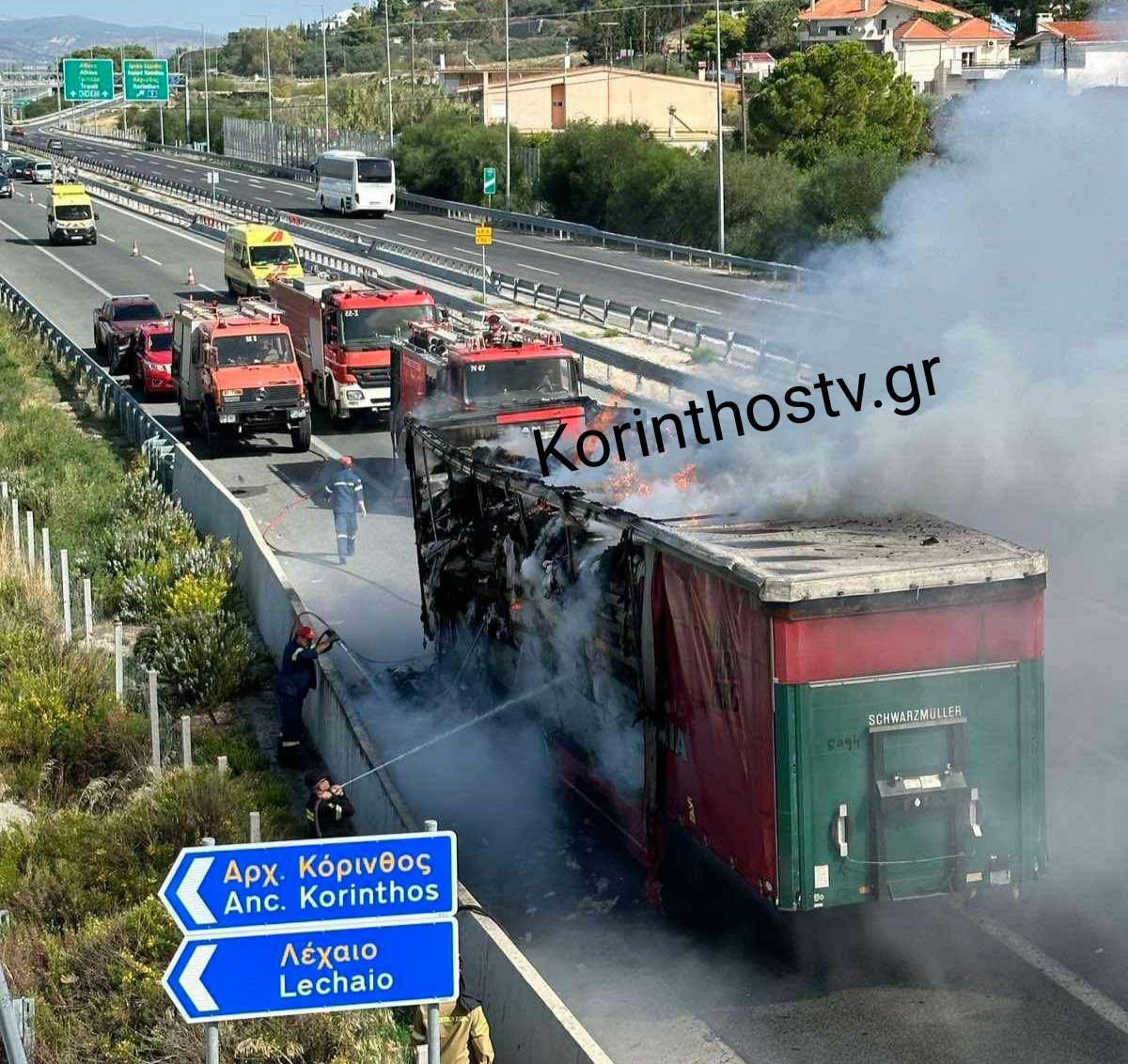 ΤΩΡΑ: "Λαμπάδιασε" εν κινήσει φορτηγό στην Ε.Ο Κορίνθου - Πατρών, στον ...