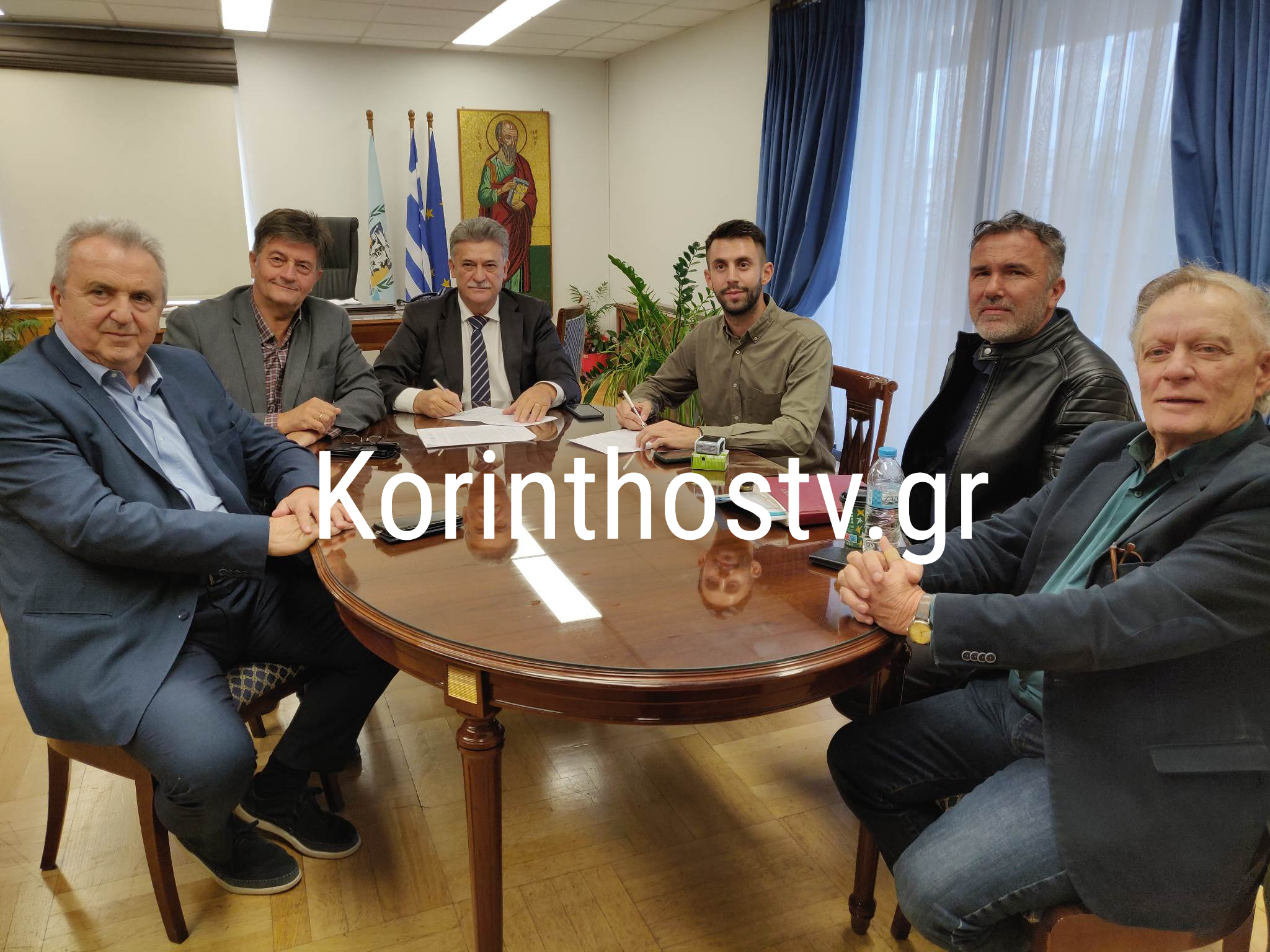 Κόρινθος: Υπεγράφη η σύμβαση για αναπλάσεις πεζοδρομίων (video ...