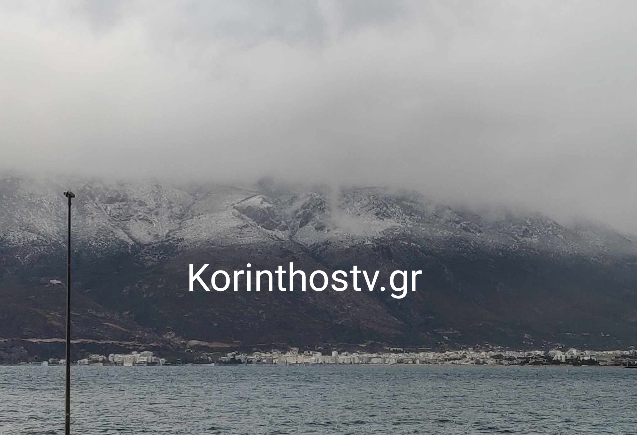 Λουτράκι: Στα λευκά τα Γεράνεια όρη (video-εικόνες) - KorinthosTV