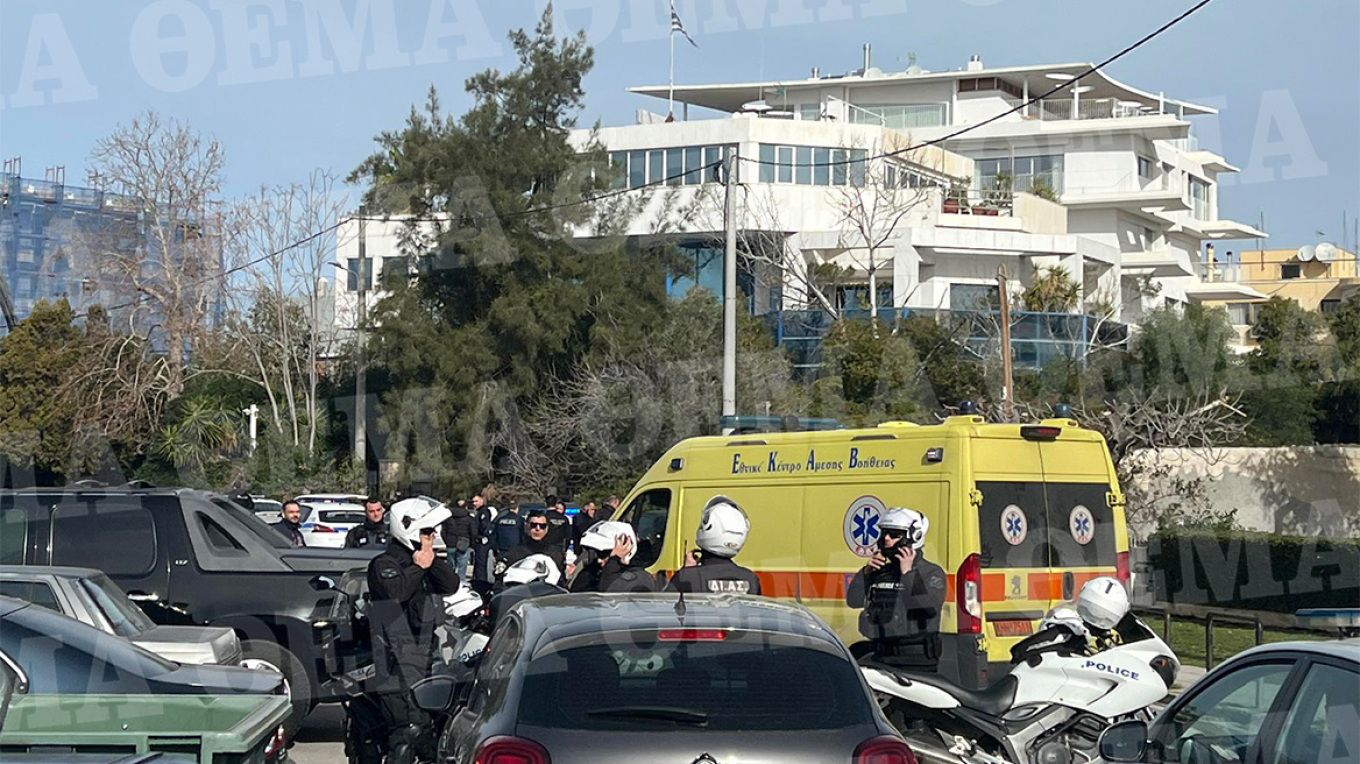 Γλυφάδα: Ένοπλος άνοιξε πυρ σε ναυτιλιακή εταιρεία - Αναφορές για νεκρό ...