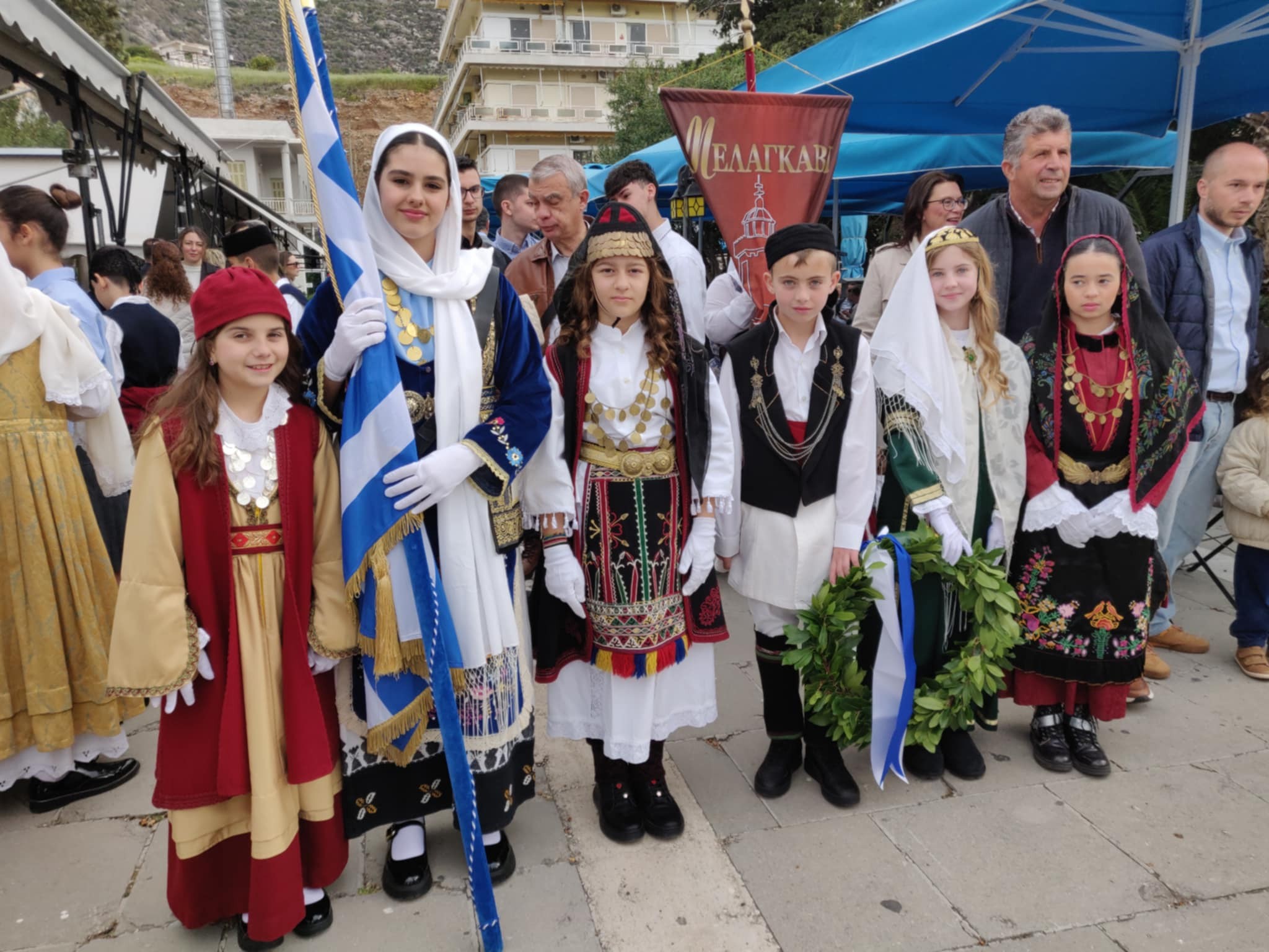 Λουτράκι: Δείτε ζωντανά την παρέλαση για τον Εορτασμό της Εθνικής ...