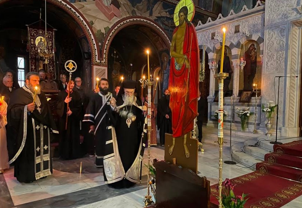 Η Ακολουθία του Νυμφίου στην Μητρόπολη Κορίνθου (φωτο) - KorinthosTV